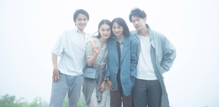 Esquire 國際中文版君子雜誌 - Netflix《First Love 初戀》九大金句語錄：靈魂伴侶難能可貴，所有相聚和分離，或許都是 ...