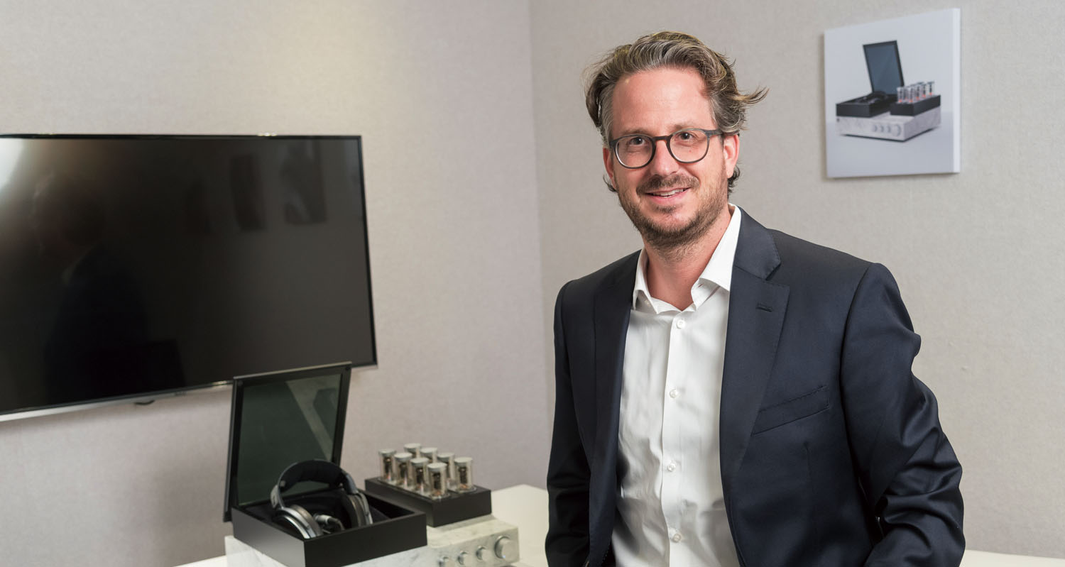 Esquire 國際中文版君子雜誌 - 理性與感性 Daniel Sennheiser